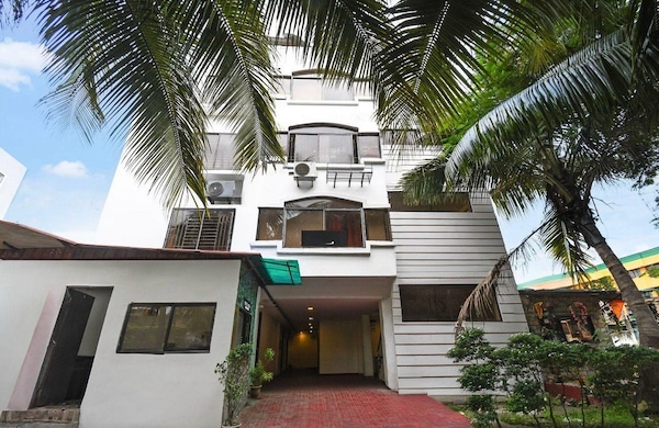 Townhouse Oak Howrah Oak Belilious Park - Kolkata