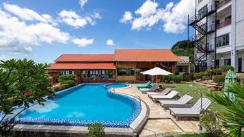 Piscina externa