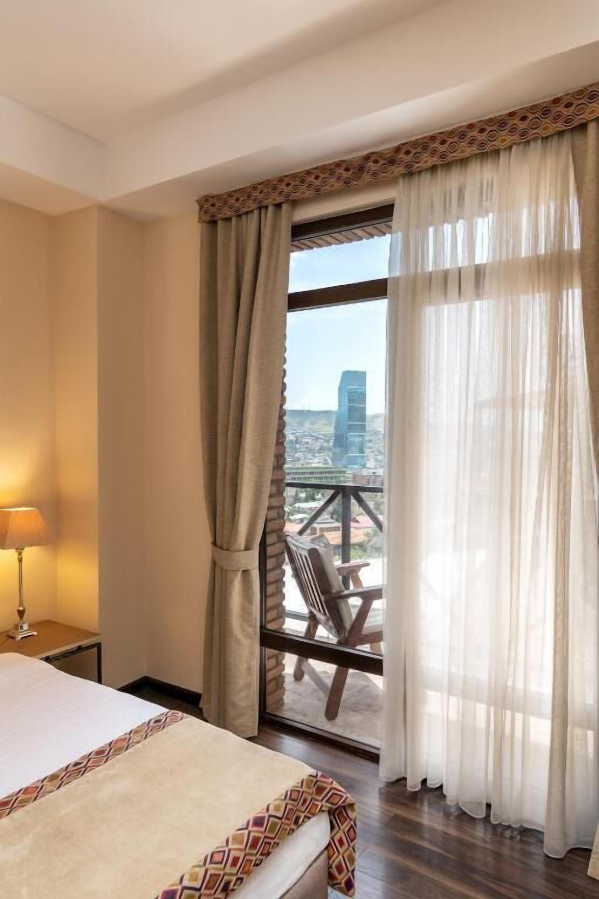 Suíte júnior, sacada