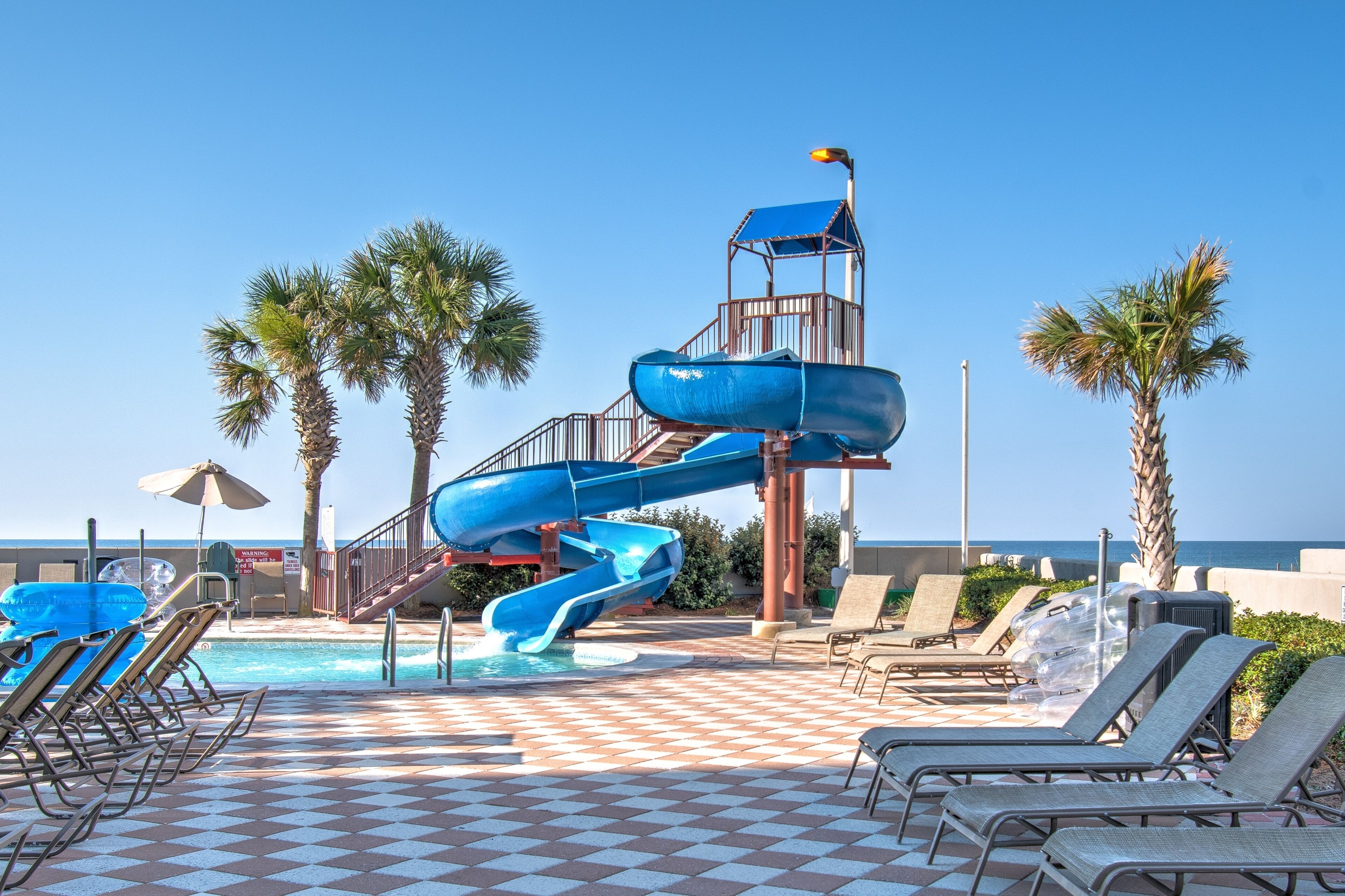 Apartamento em Condomínio Fechado, 3 quartos | Piscina | Piscina interior, piscina exterior 