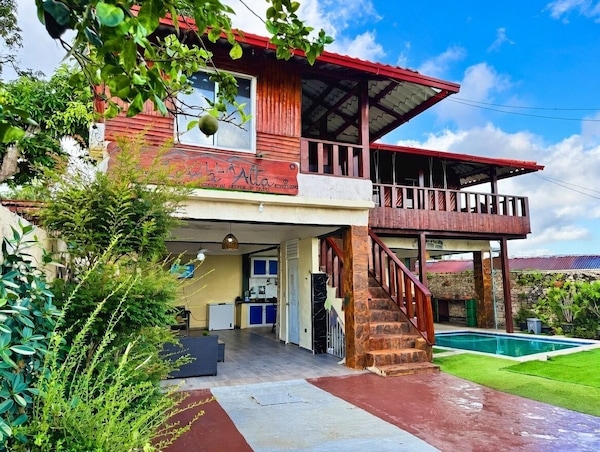 Charming Villa In Cabrera With Ocean View - Dominica