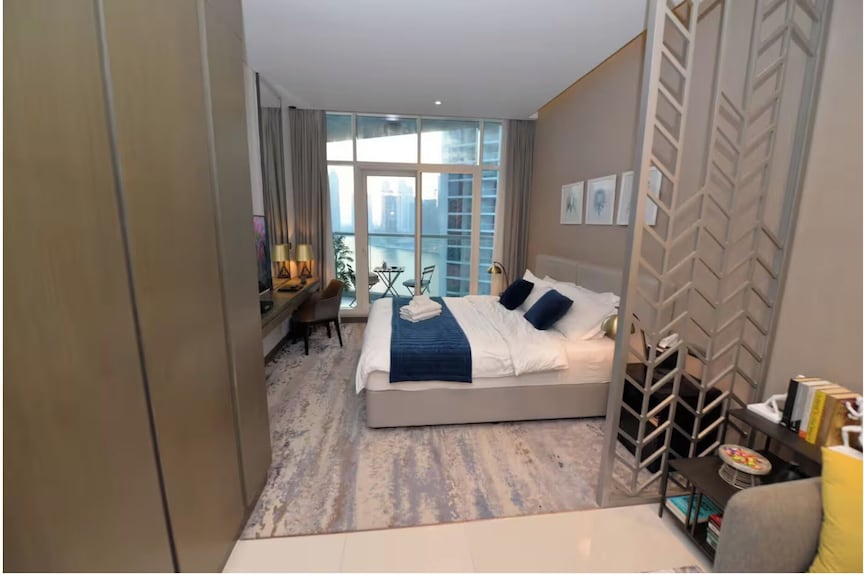 Luxury Studio Near Dubai Mall Stunning Canal Views - Dubai