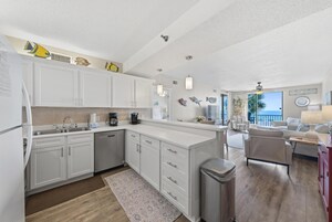 Apartamento em Condomínio Fechado, várias camas (Romar Place 202) | Interior