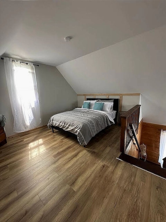 Cozy 2 Bedroom Solar Powered Cedar Cottage On The Bay Of Chaleur At Charlo Nb. - New Brunswick