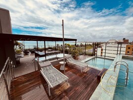 Quarto quádruplo | Piscina