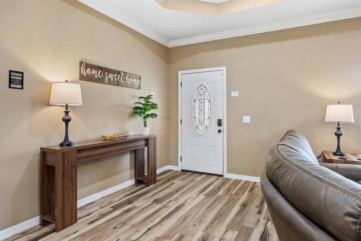 Spacious 4/2 Home With Ample On-site Parking To Accommodate Allllll The Vehicles - Navarre Beach, FL