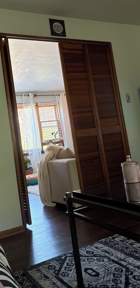 Cozy 3br Retreat In Monroeville 15 Miles From Pittsburgh - 門羅維爾