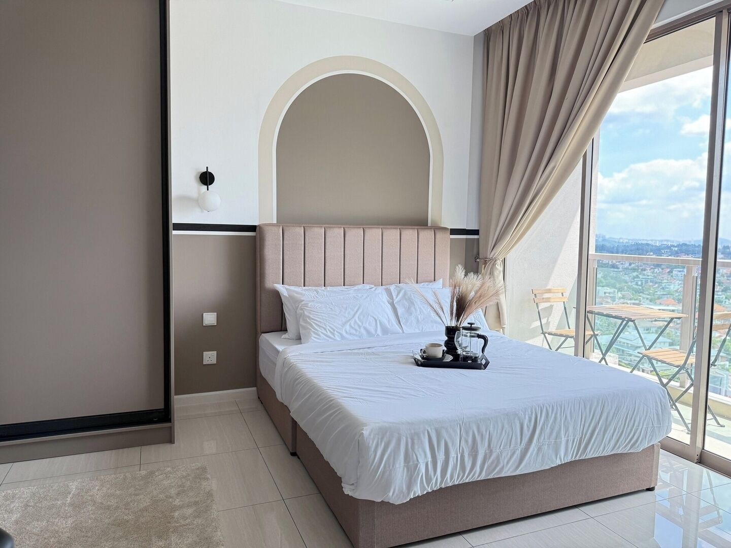 Luxury 4pax Studio | Bathtub | Foosball | Parking - Petaling Jaya