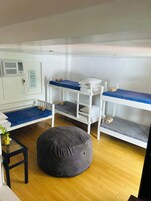 Quarto, não fumadores, aceitam-se animais de estimação | Interior