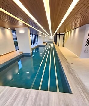 Apartamento superior, vista para a cidade | Piscina