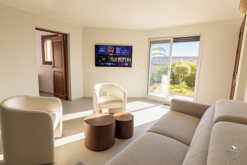 Appartement En Rdj De 85m² 2 Suites Climatisation - Piscine & Tennis - Ajaccio