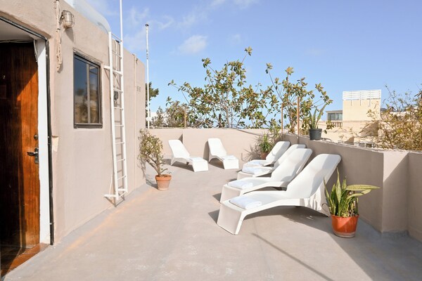 Sefranda Guesthouse Ensuite Rooms - Malta