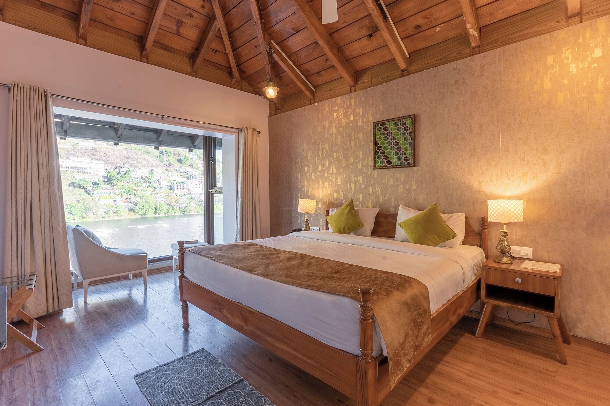 Quarto casal real, 2 camas Queen