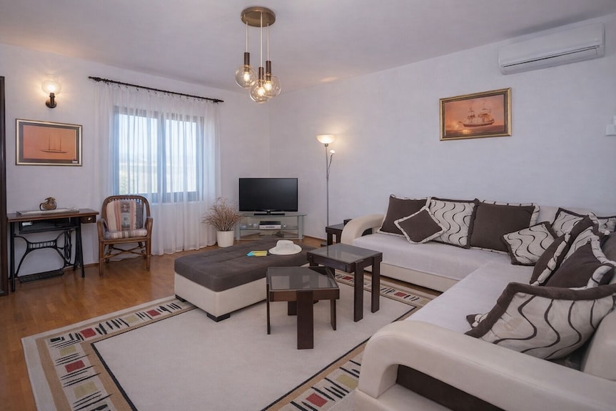 Holiday Home Sunny - Omiš