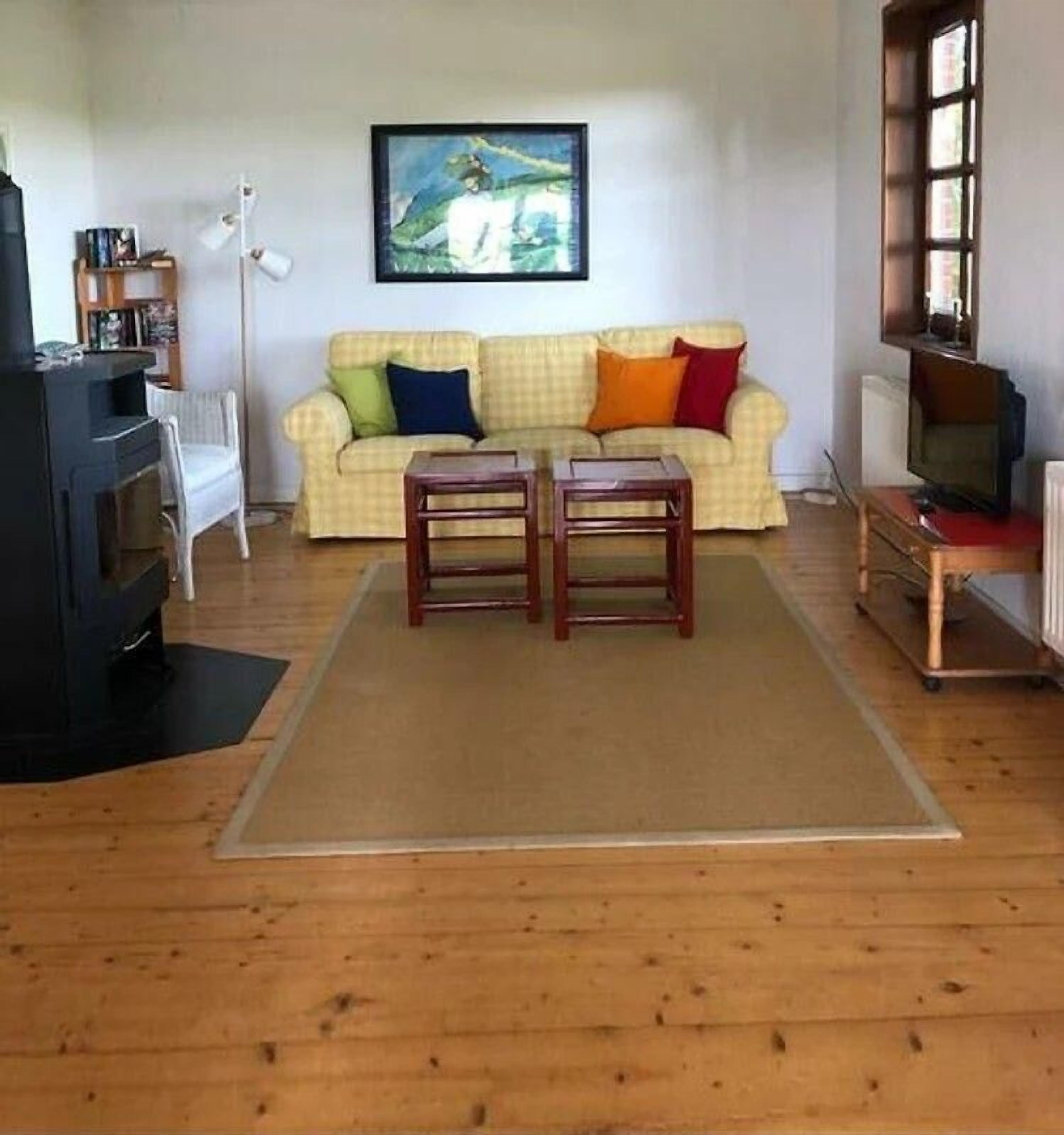 Landhaus Gintoft: Altes Melkerhaus Mit Blick üBer Die Ostsee Bis Nach Dänemark In Alleinlage Mit Gro - Nieby