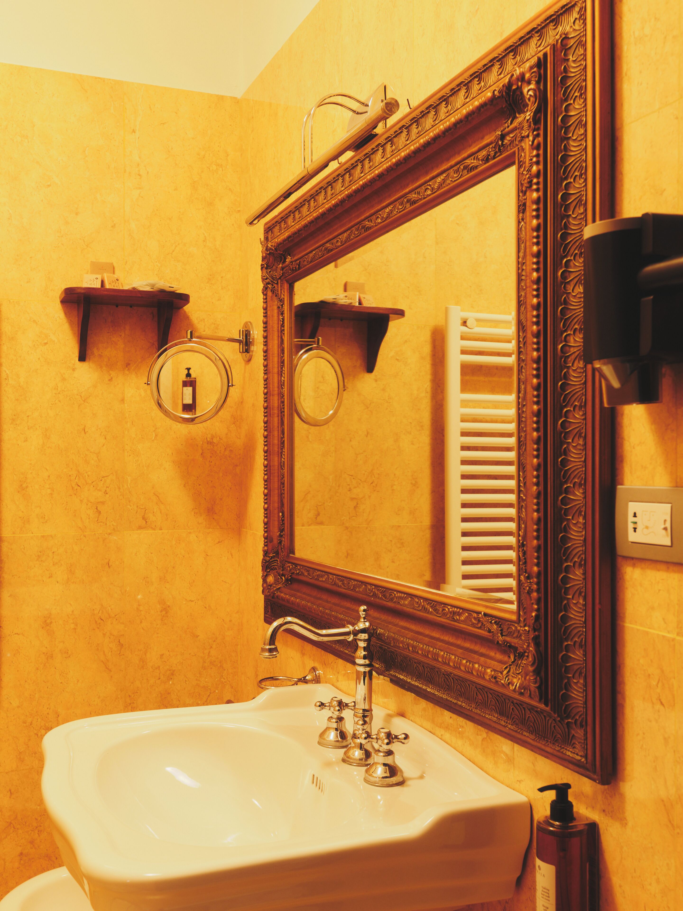 Quarto Duplo Deluxe, Vista para a cidade | Casa de banho