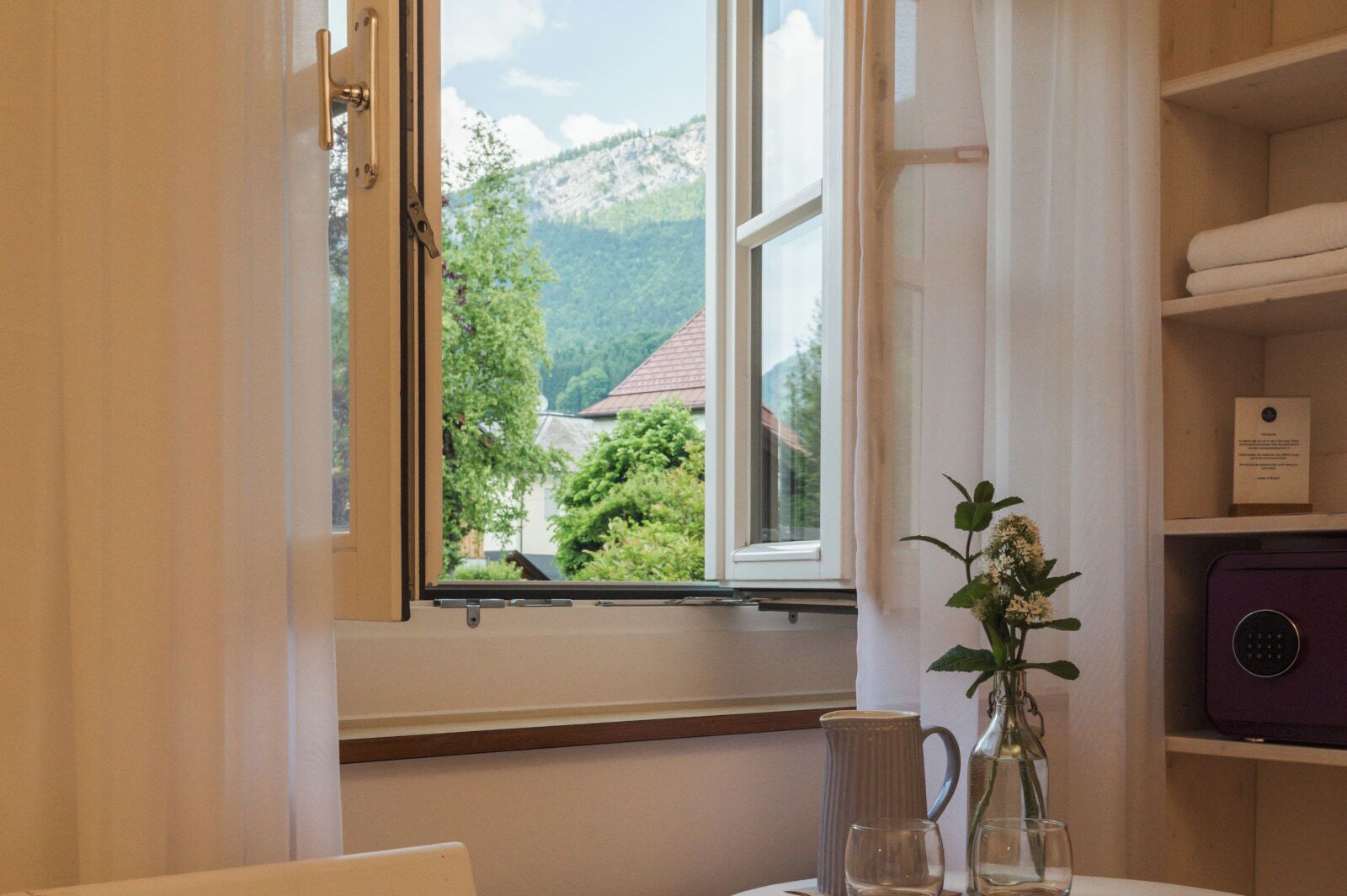 Quarto casal ou duplo família, vista para a montanha | Vista do quarto