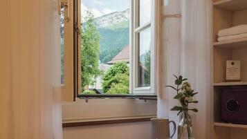 Quarto casal ou duplo família, vista para a montanha | Vista do quarto