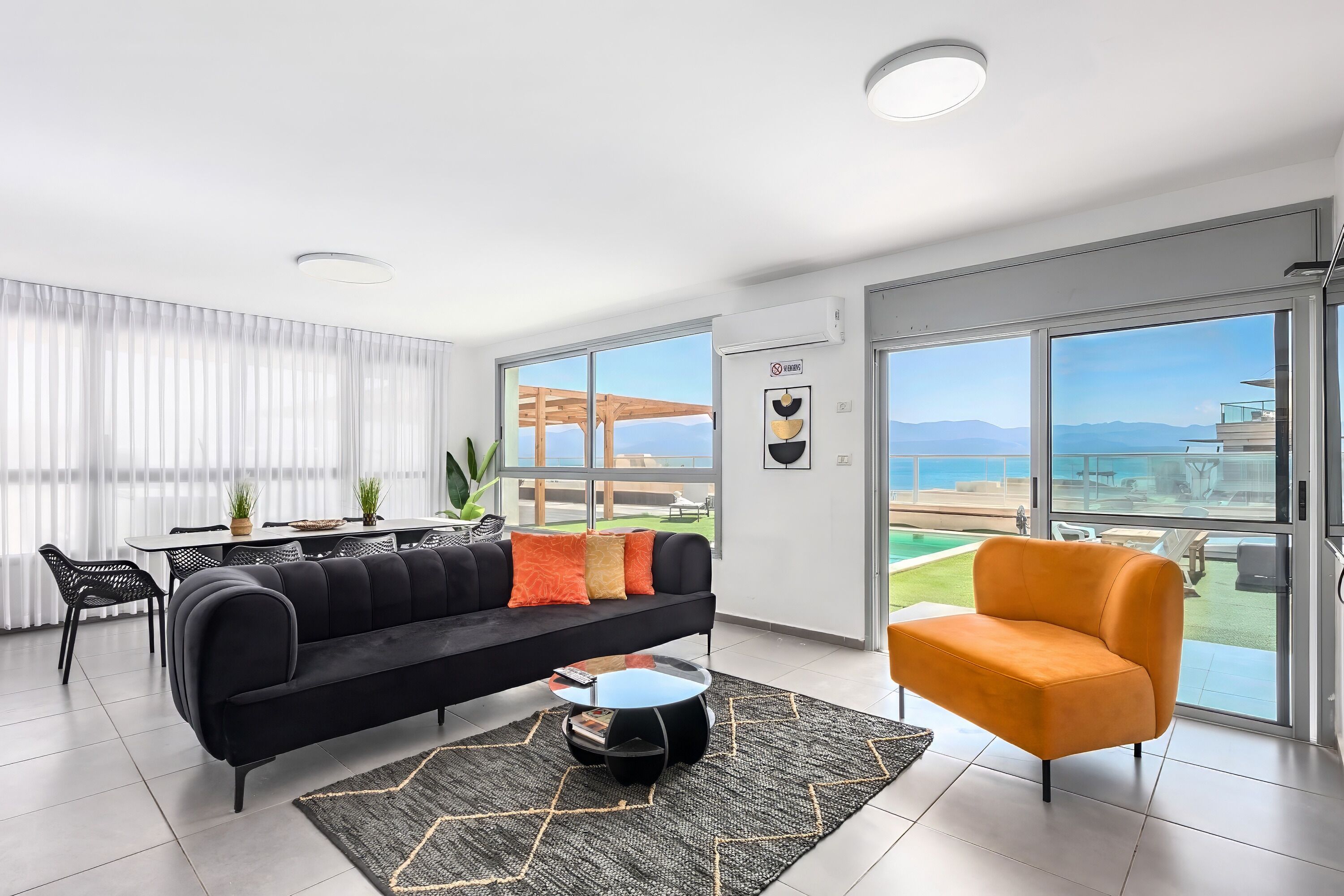 Apartamento, 4 quartos, sacada, ao lado da piscina | Parte interna