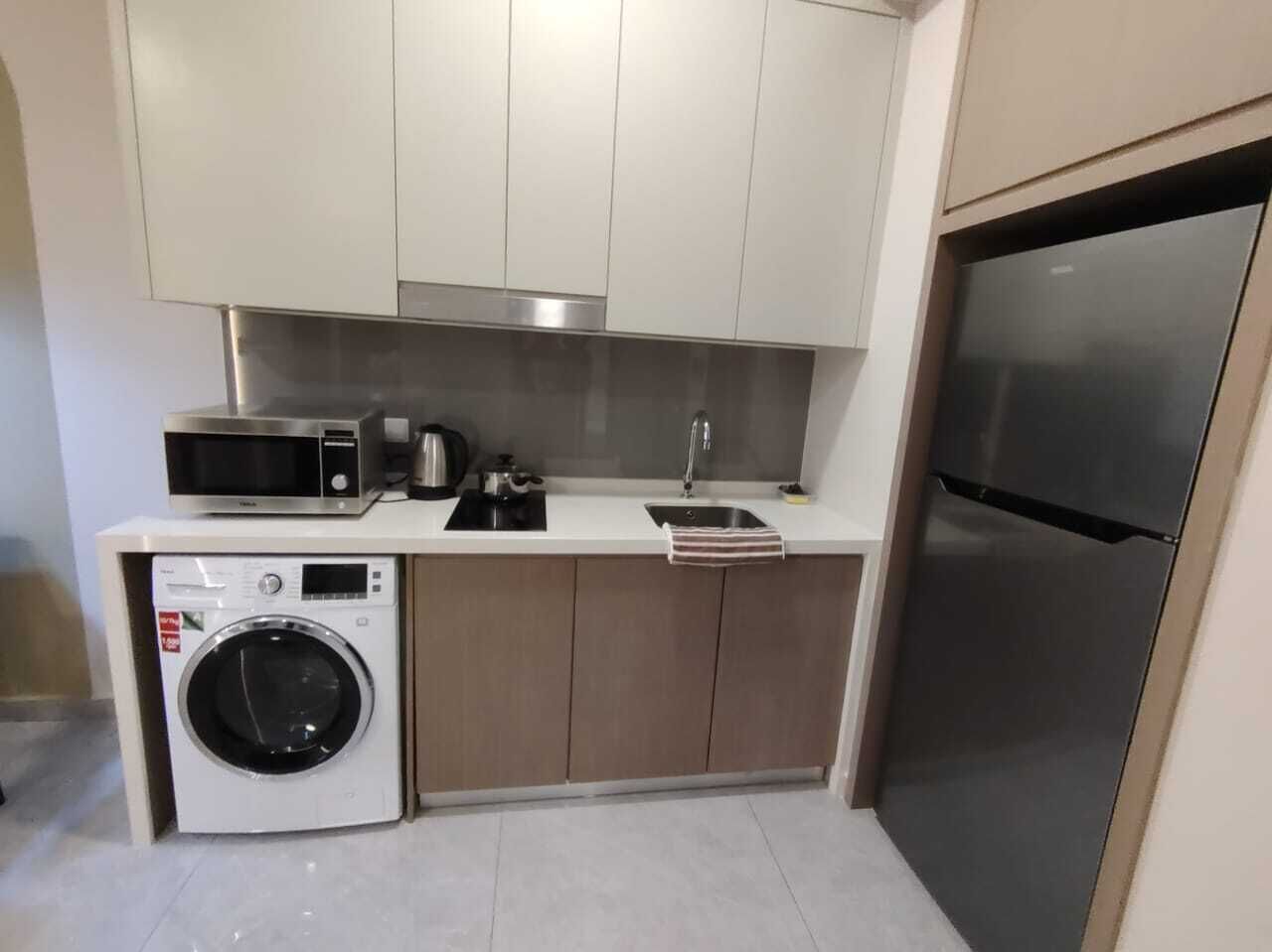 Quarto Duplo ou Twin Deluxe, Vista para a cidade | Cozinha privada | Uma chaleira elétrica 