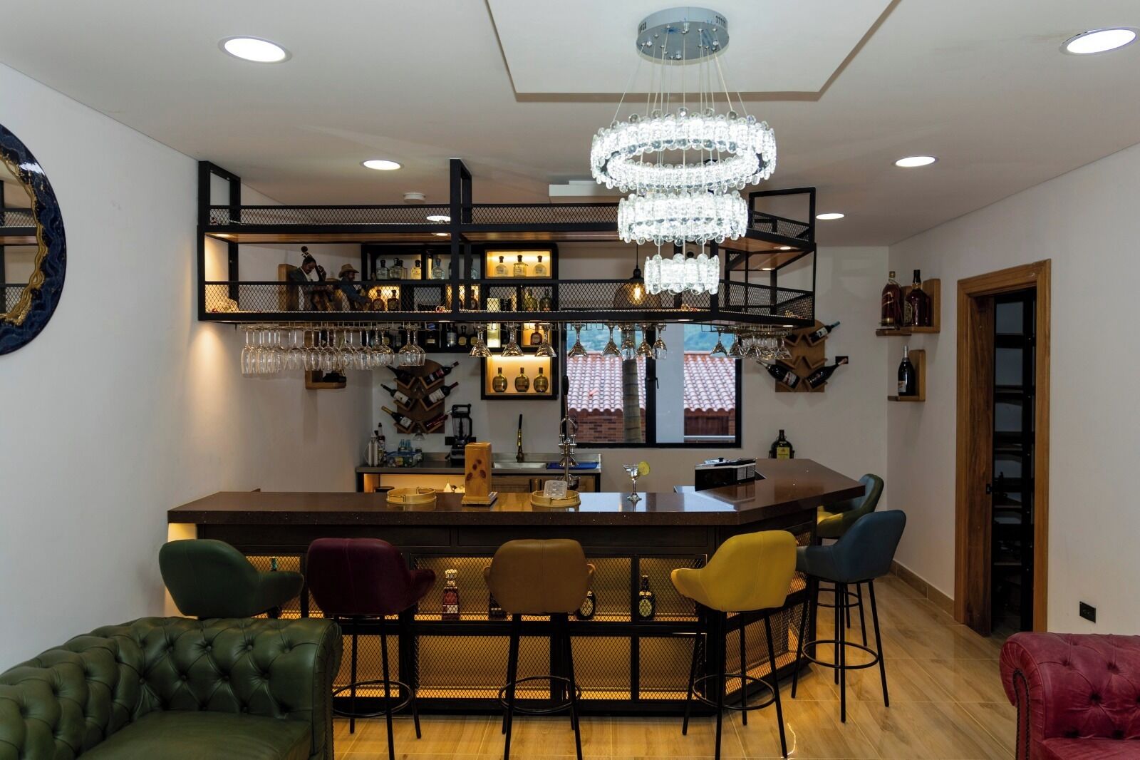 Quarto Familiar, vista para a montanha | Bar (no alojamento)