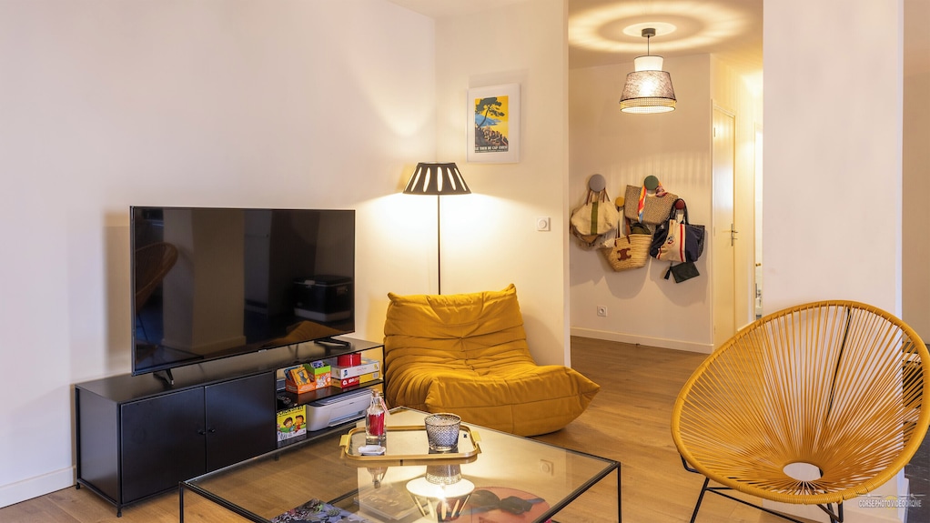 Casa Saleccia Appartement Rénové Au Cœur De Saint-florent - Plage Farinole