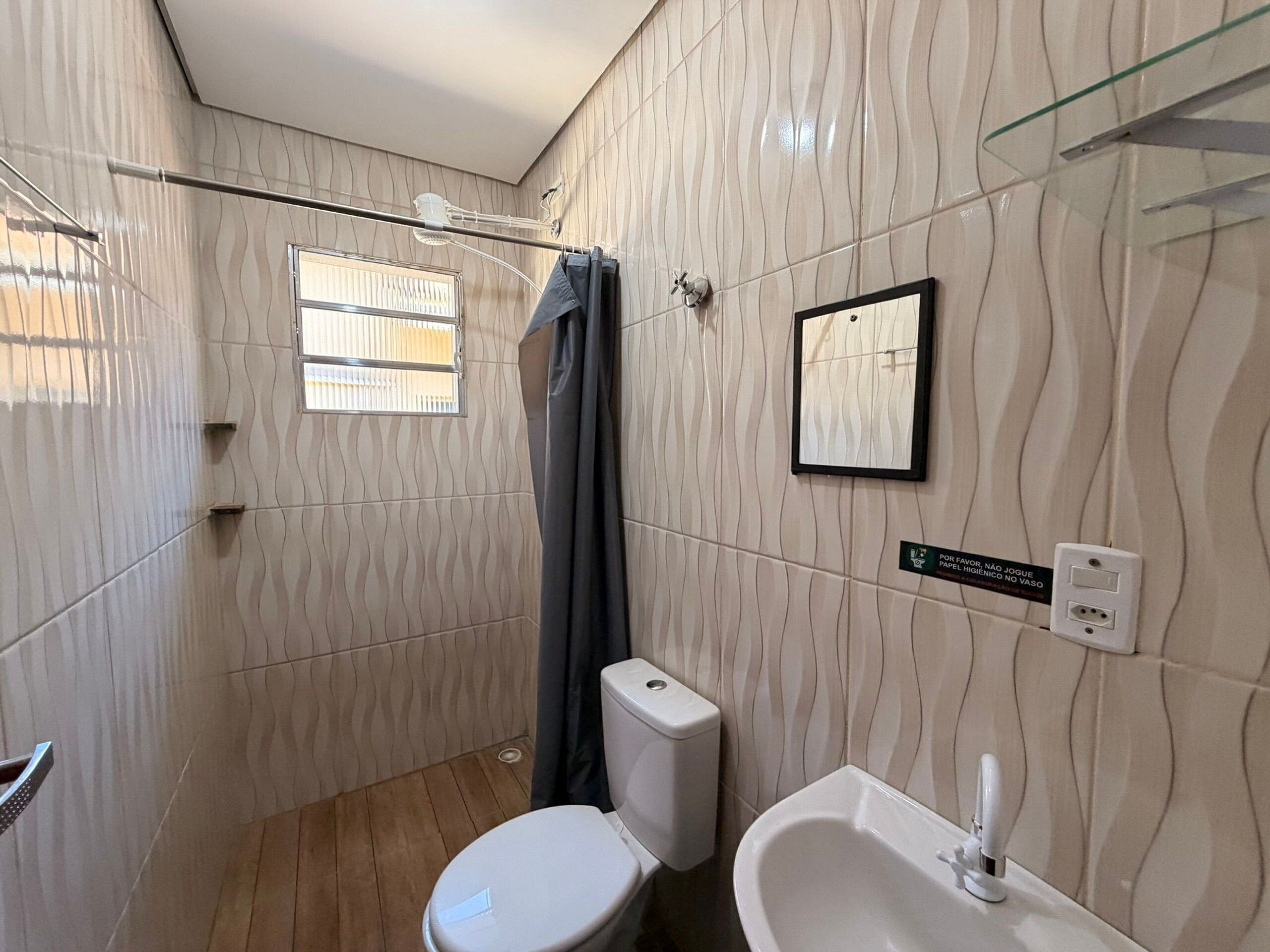 Apartamento básico | Banheiro