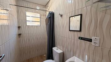Apartamento básico | Banheiro