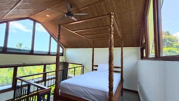 Villa Deluxe, piscina privativa, vista para a colina