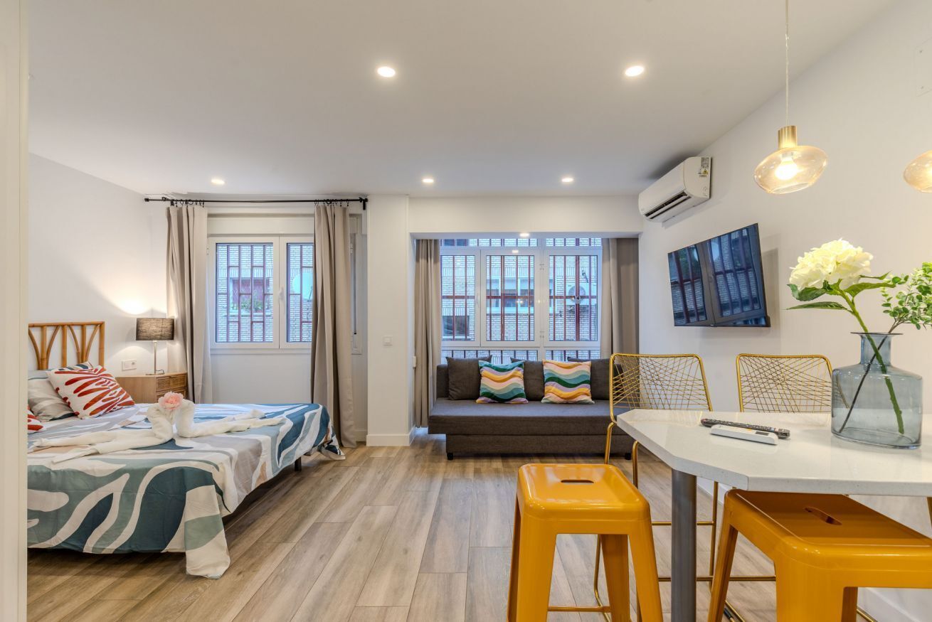 Luminoso Y Fantástico Studio-apto Embajadores A - Estación de Leganés Central - Madrid