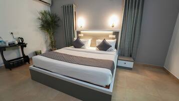 Estúdio família, vista para o jardim | Roupas de cama premium, individualmente mobiliados, escrivaninha