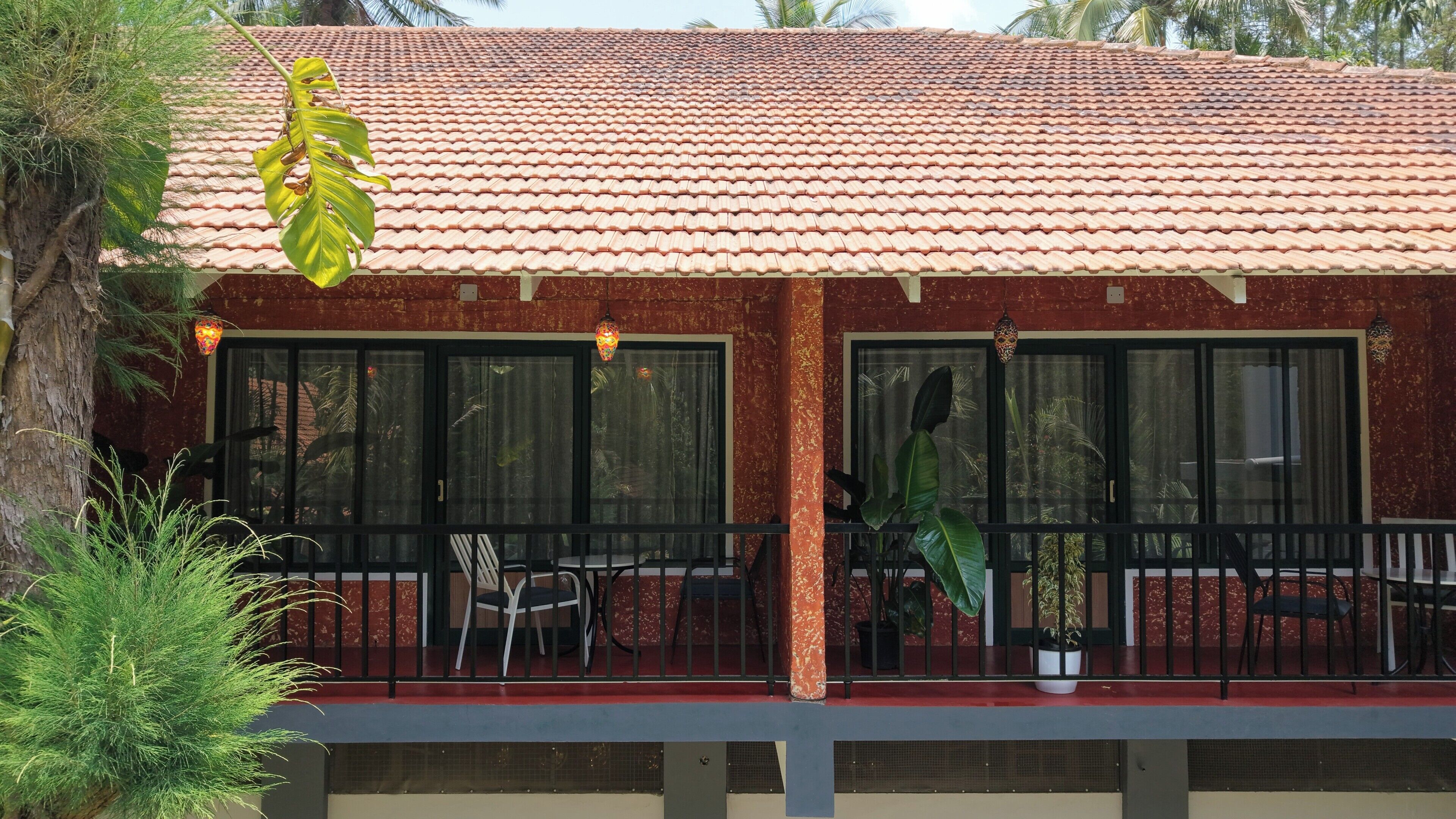 Quarto club, vista para o jardim | Roupas de cama premium, individualmente mobiliados, escrivaninha