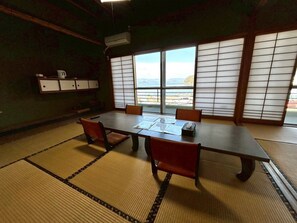 Villa Familiar, vista para o mar, junto à praia | Restaurantes