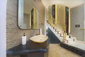 Vila luxo, vista para o jardim | Parte interna