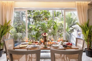 Villa, 4 quartos | Restaurantes