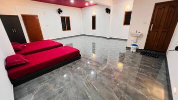 Quarto família, sacada, vista para a montanha | Parte interna