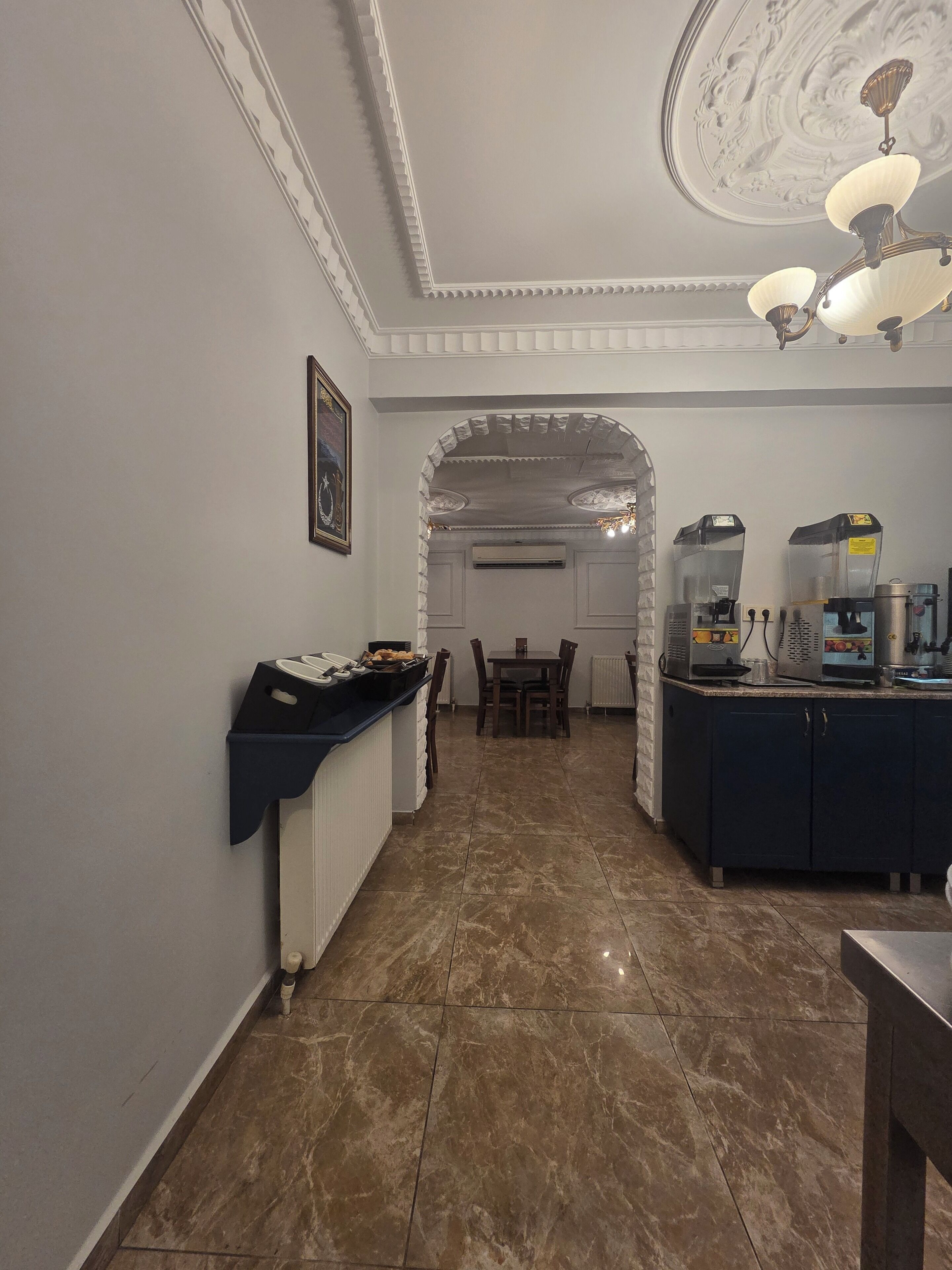 Pequeno-almoço tipo buffet diário incluído 