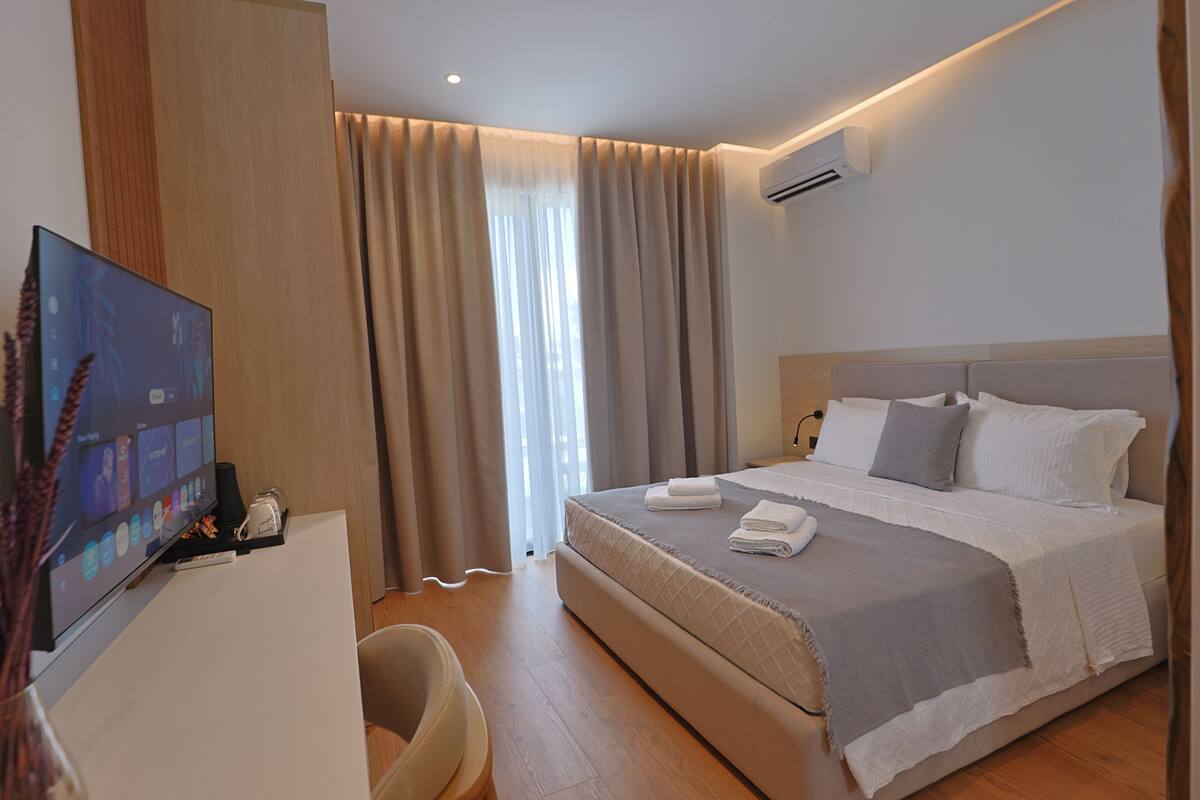 Quarto Duplo Standard, varanda | Secretária, Wi-fi grátis 