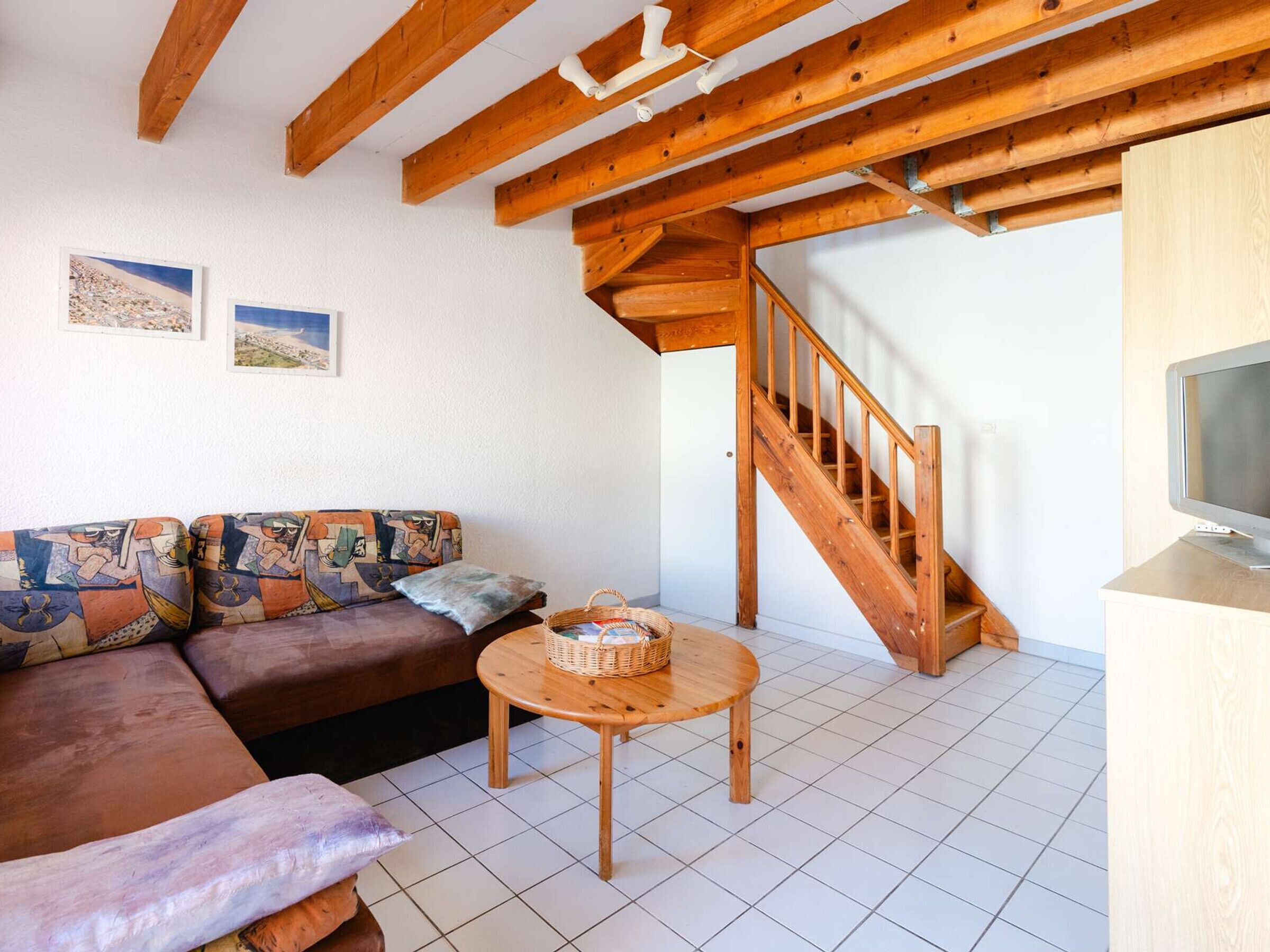 Cozy Pavilion Near Beach, Sleeps 6, Parking, Pet-friendly - 那邦尼