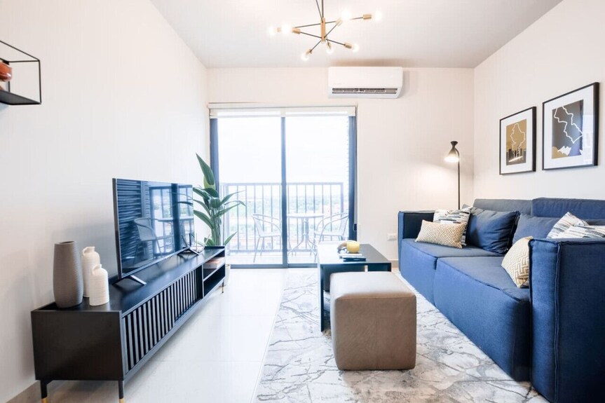 ¡A Pasos De Paseo Santa Lucía! - Cama King + Wifi - 몬테레이