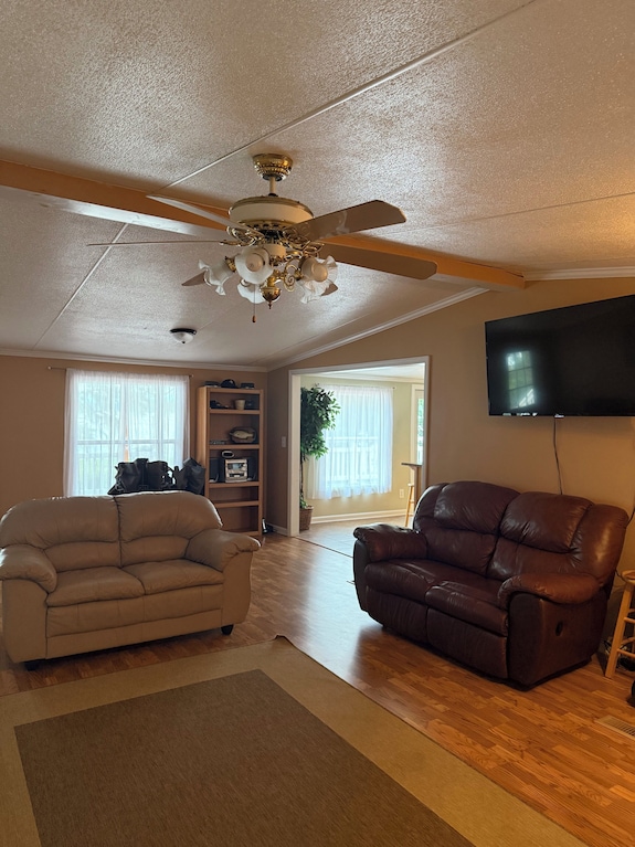 Lakefront Getaway W/ Dock, Huge Deck & Unbeatable Sunset Views - Florida