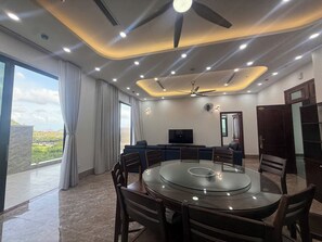 Suíte presidencial, sacada, vista para o mar | Vista do quarto