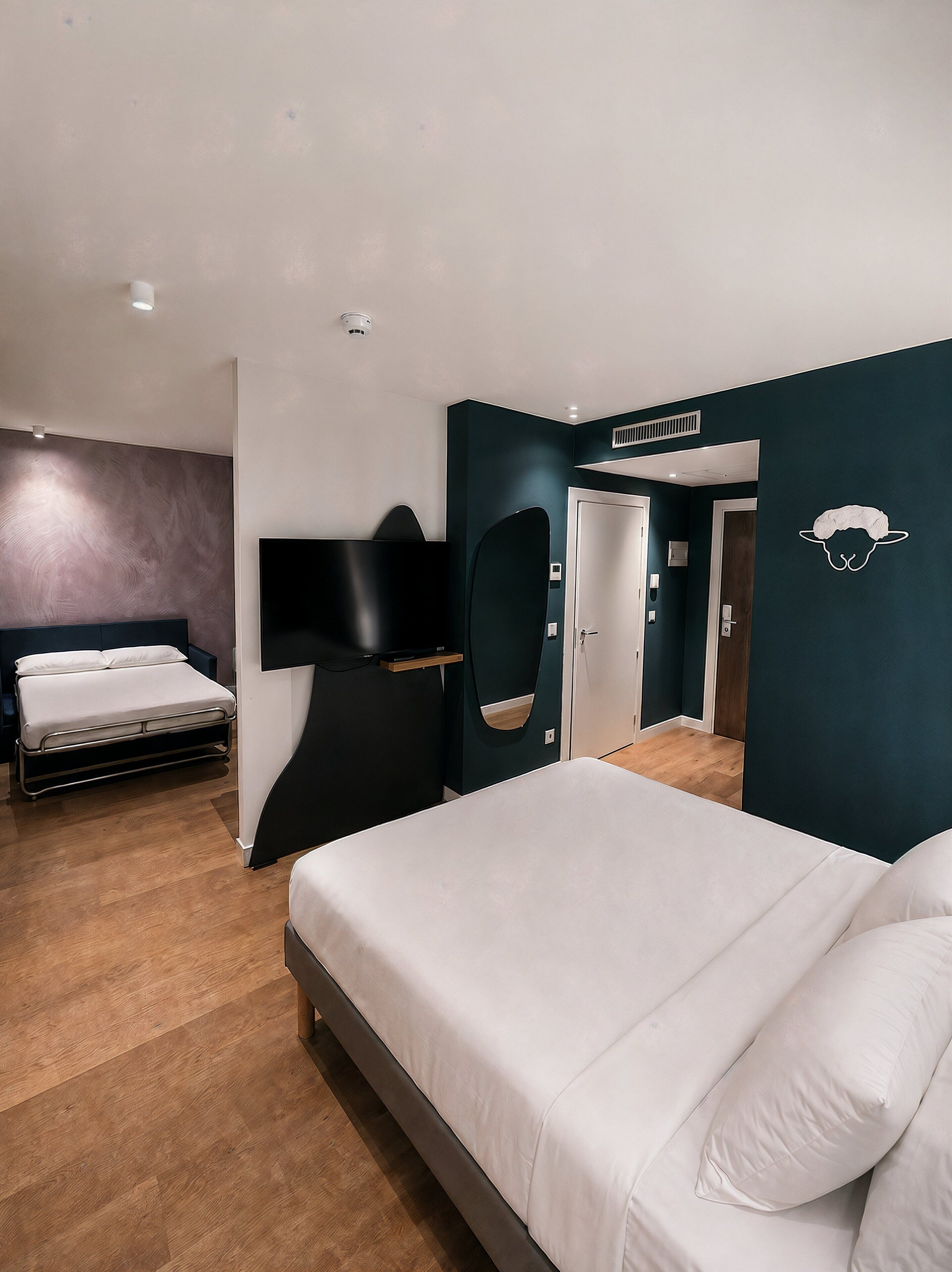 Quarto conforto, 1 cama de casal e sofá-cama
