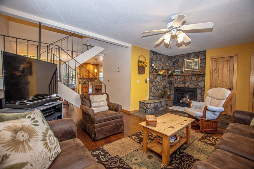 Lake Forest Glen #142 By Hauserman Rentals - Tahoe City, CA