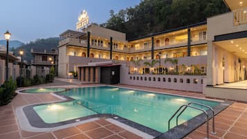 Piscina exterior