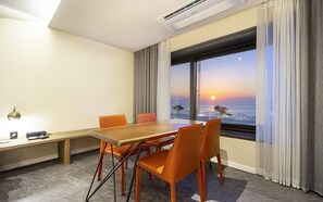 Dot Family | Restaurantes