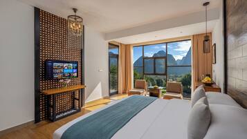 Quarto casal superior | Cortinas blackout, Wi-Fi de cortesia