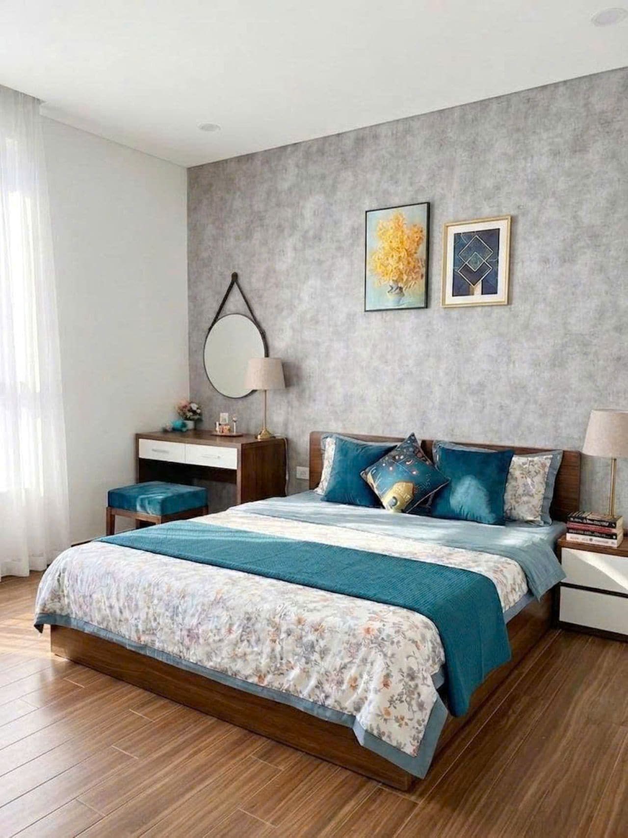 Apartamento luxo, 2 quartos, sacada | Cortinas blackout, quartos à prova de som, ferros/tábuas de passar roupa