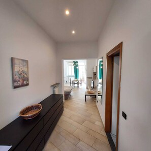 Apartamento, vista para o pátio | Interior