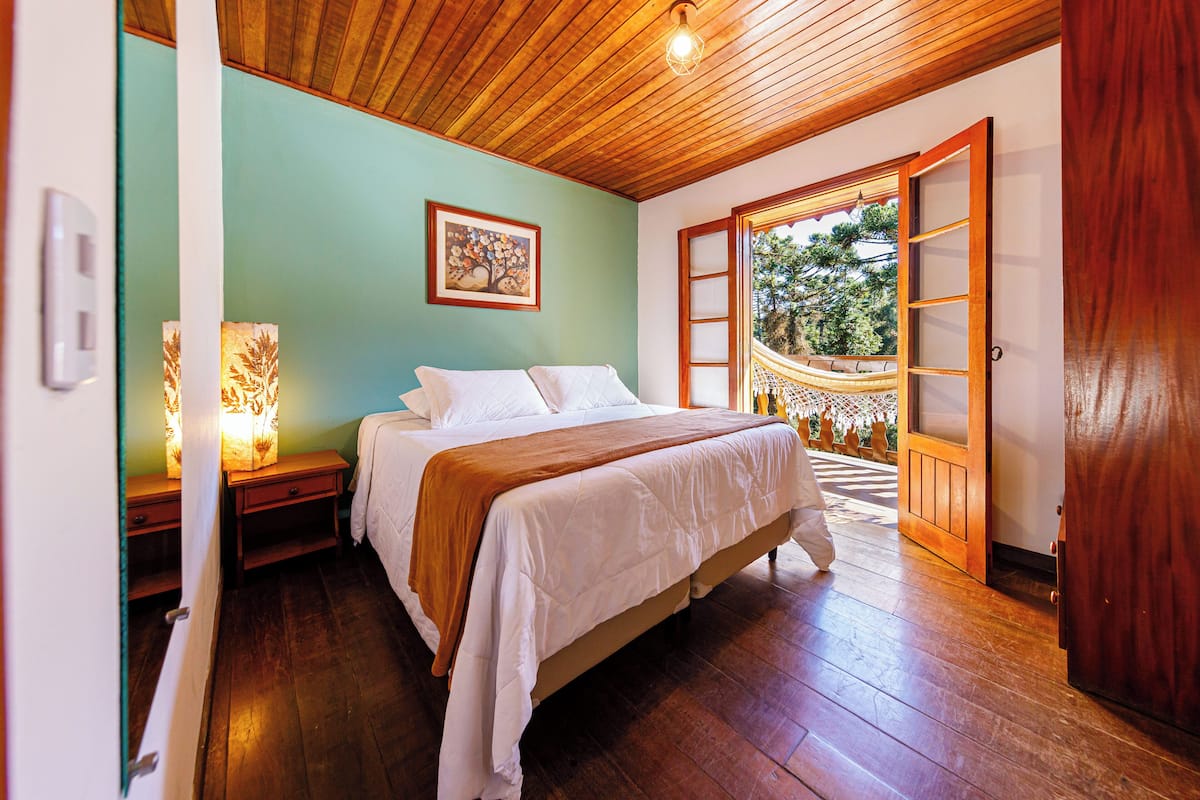 Chalé, varanda, vista para o jardim | Wi-fi grátis, roupa de cama fornecida